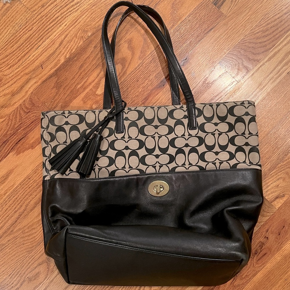 Authentic Coach Dark Brown Bucket Bag - Gem